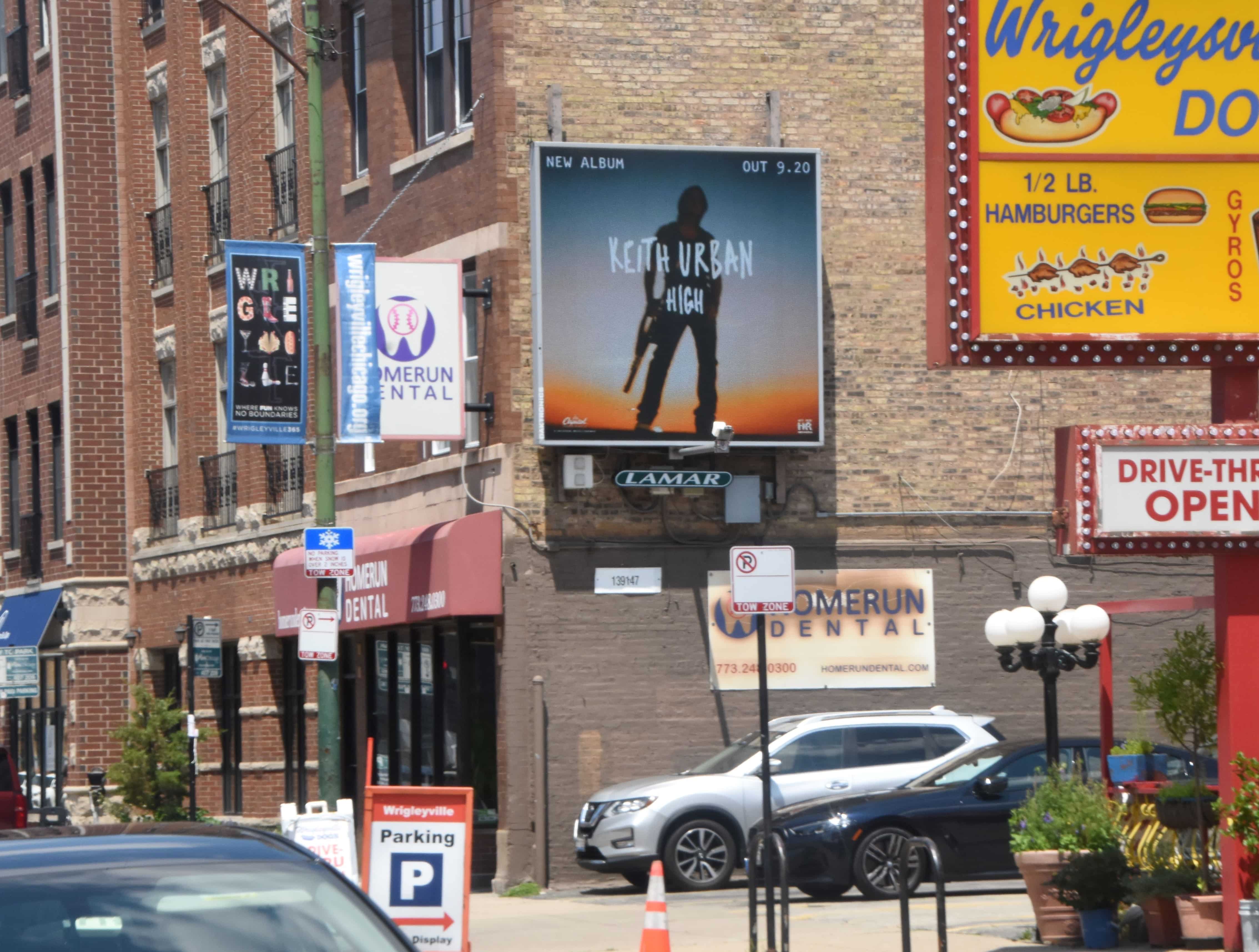 Advertising on Billboards in Chicago | DASH TWO